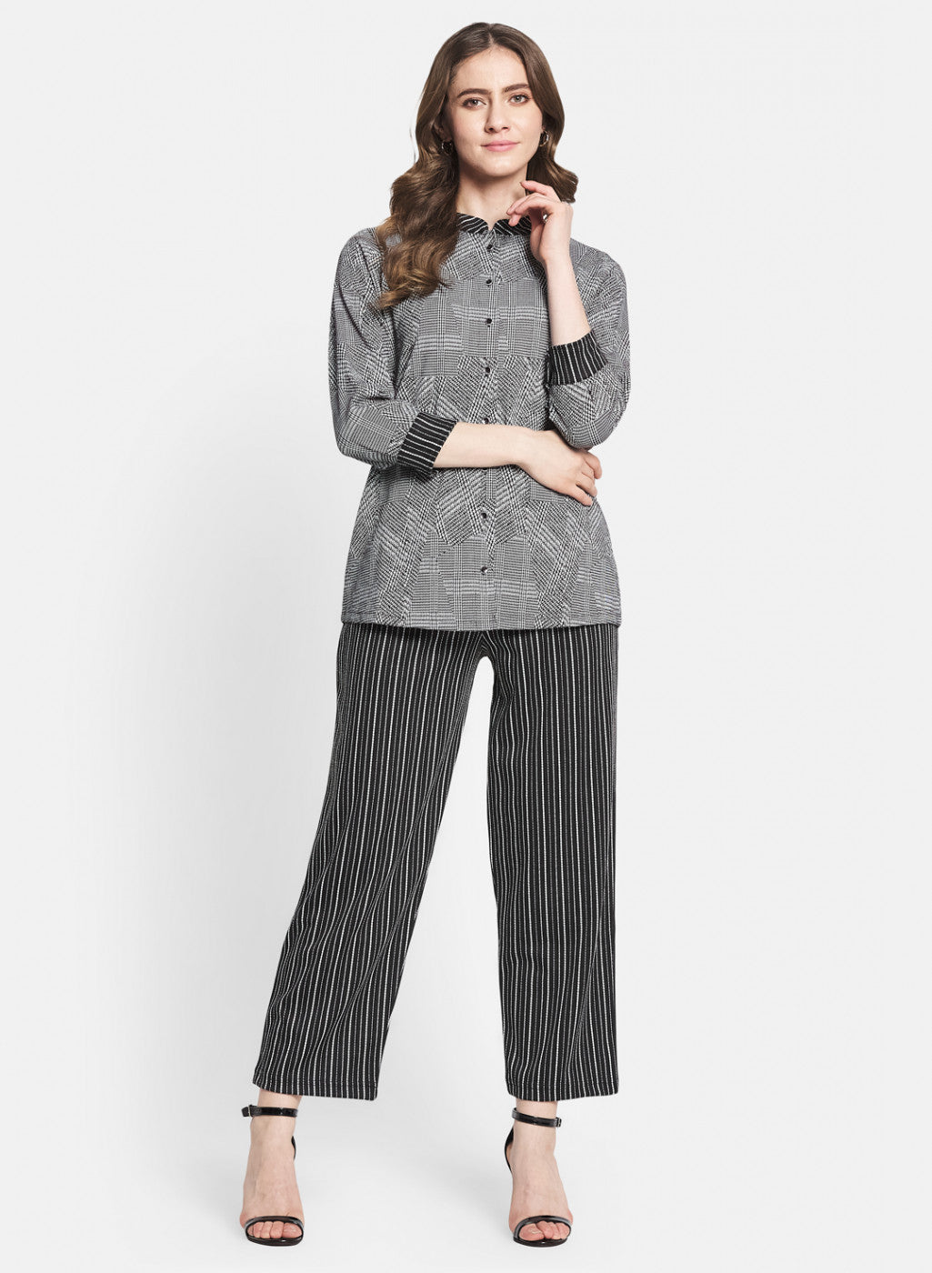 Buy Women Black & White Self Design Coordinate Set Online in India - Monte Carlo