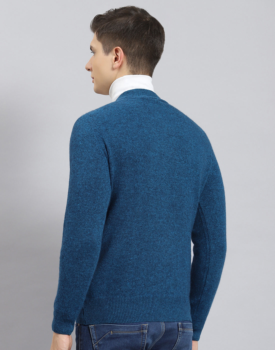 Buy Men Turquoise Blue Solid V Neck Full Sleeve Cardigan Online in ...