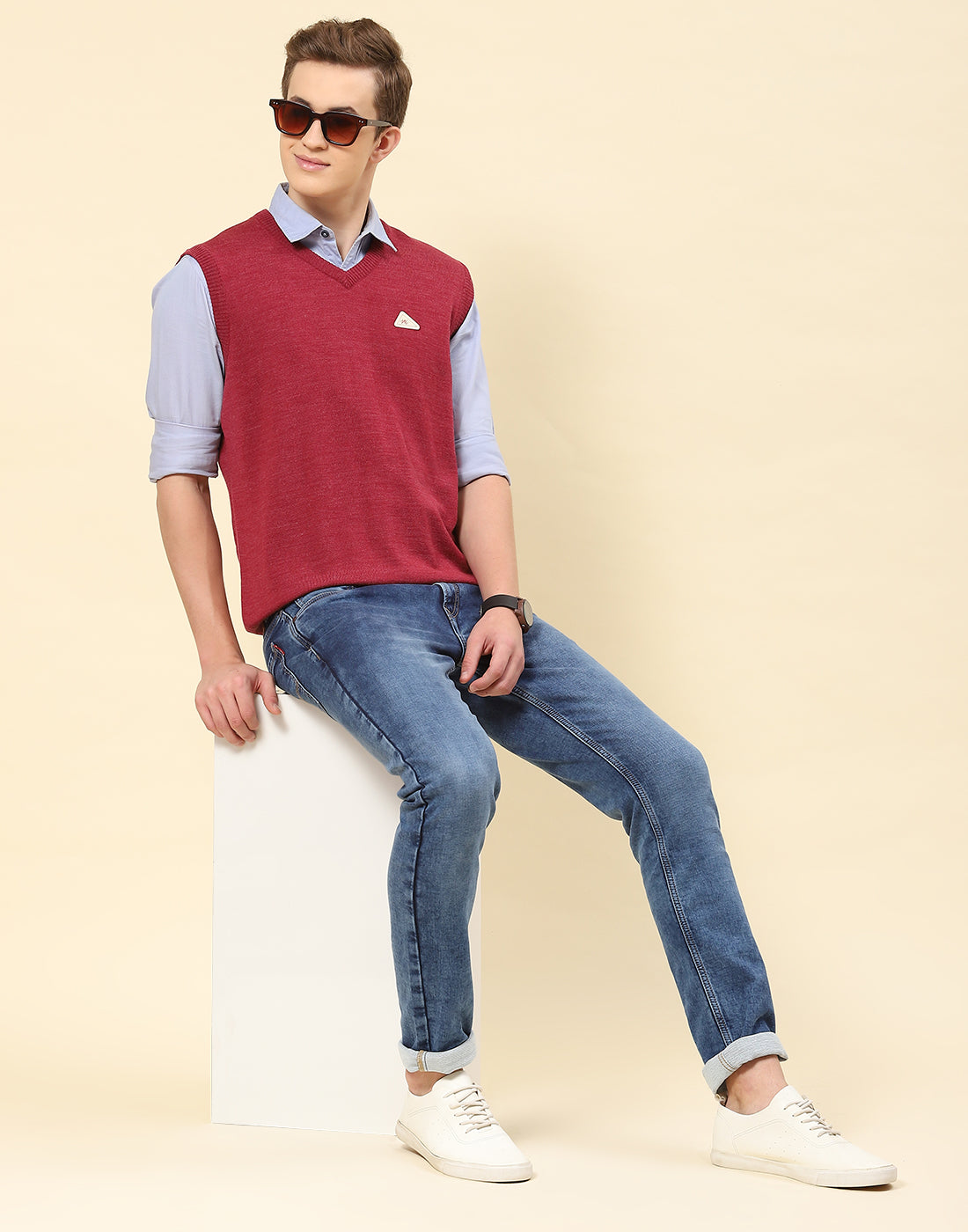 Buy Men Red Solid V Neck Sleeveless Sweater Online in India - Monte Carlo