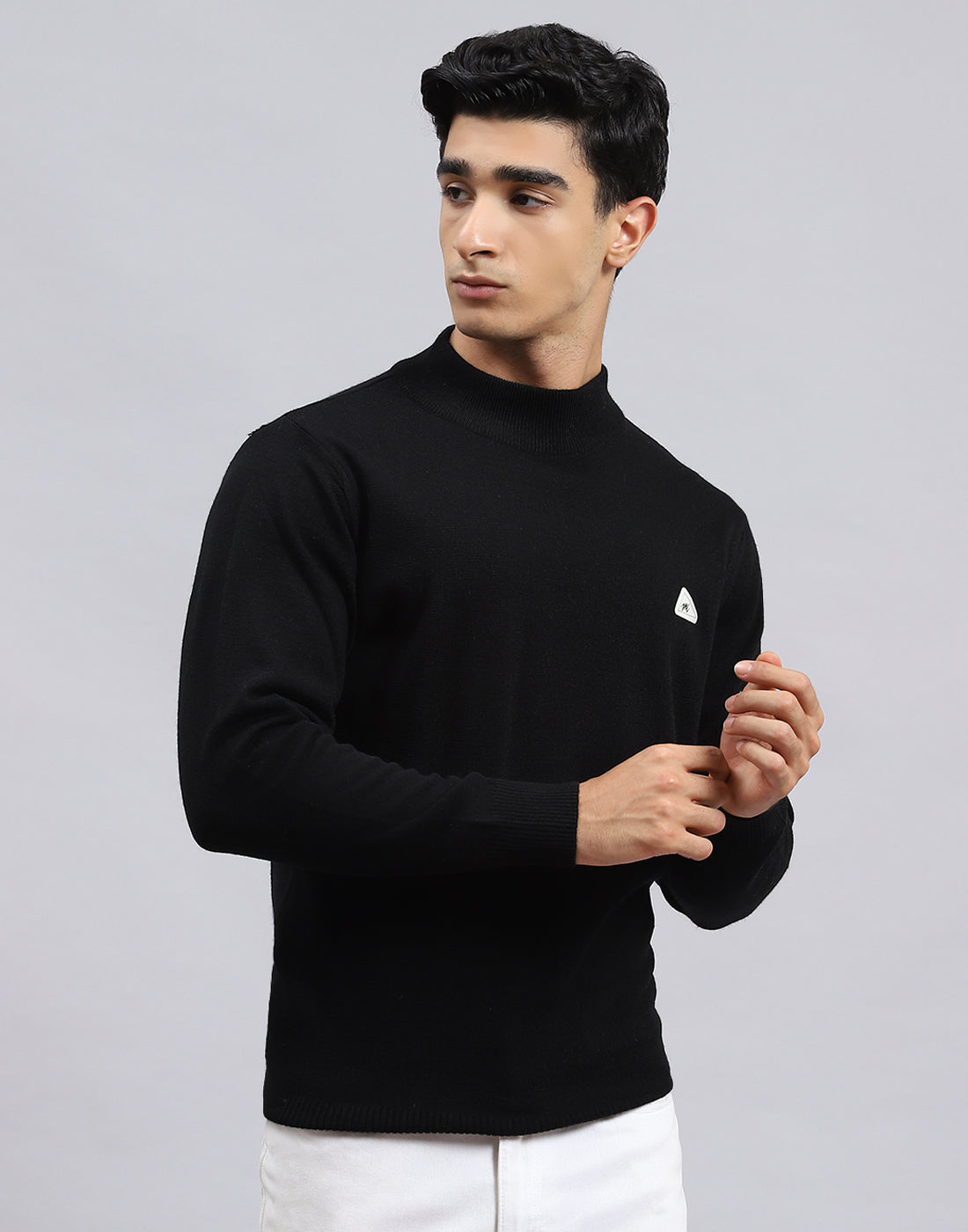 Buy Men Black Solid Turtle Neck Full Sleeve Pullover Online in India ...