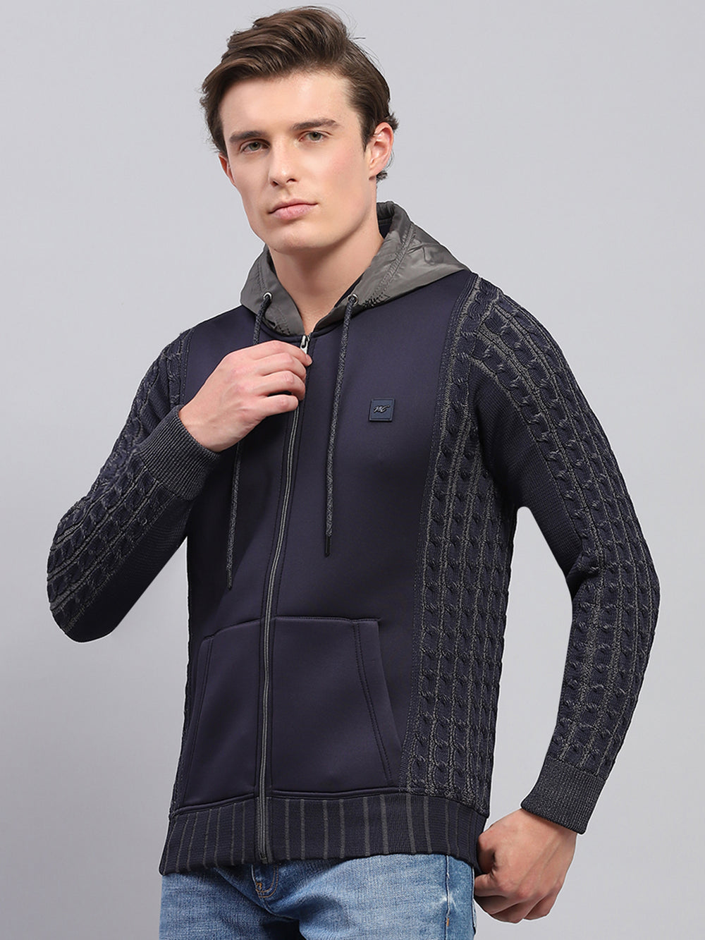 Buy Men Navy Blue Solid Hooded Full Sleeve Pullover Online in India ...
