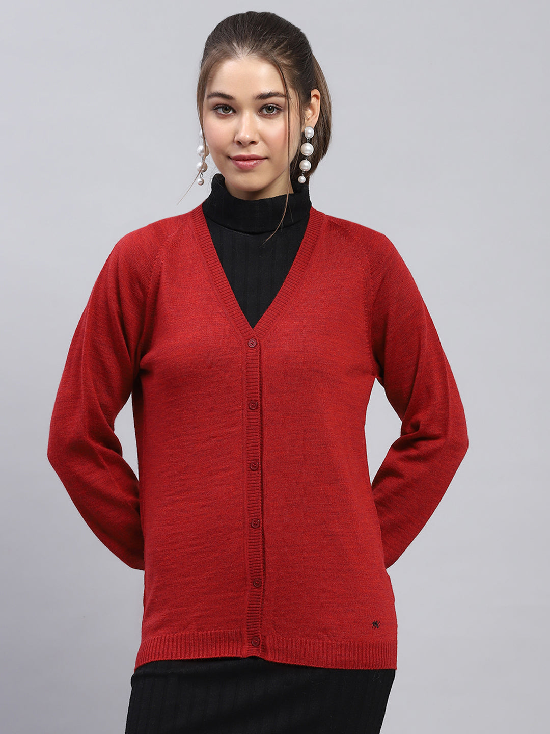 Buy Women Maroon Solid V Neck Full Sleeve Cardigan Online in India ...