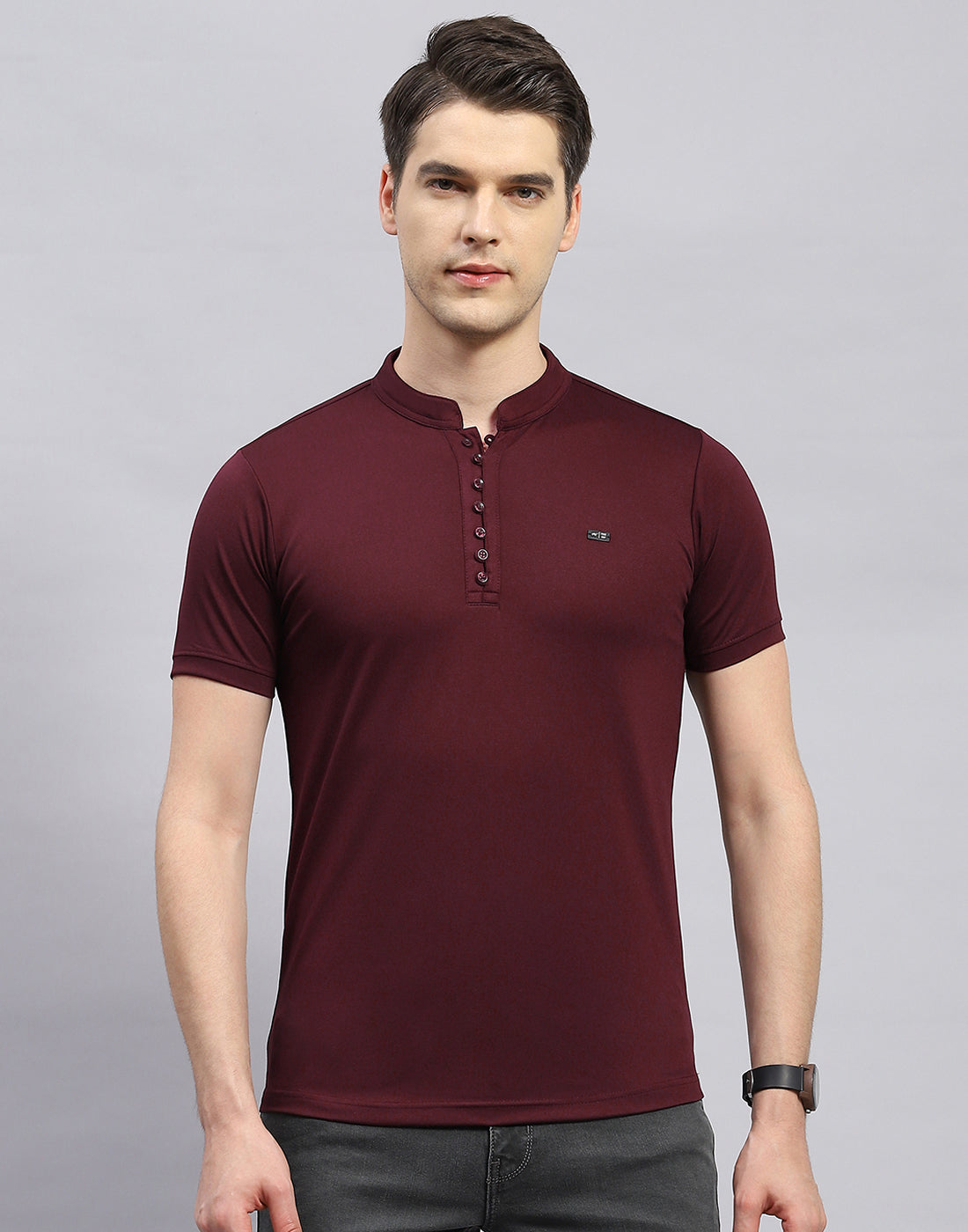 Buy Men Maroon Solid Band Collar Half Sleeve T-Shirt Online in India ...