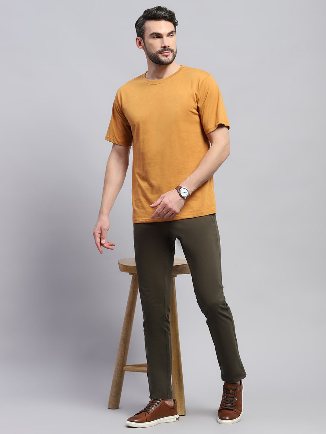 Buy Men Olive Solid Regular Fit Trouser Online in India - Monte Carlo