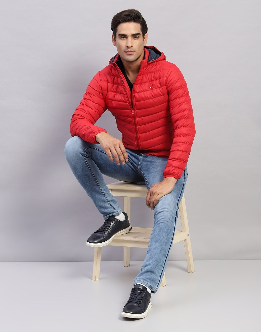 Buy Men Red Solid Hooded Full Sleeve Jacket Online in India - Monte Carlo