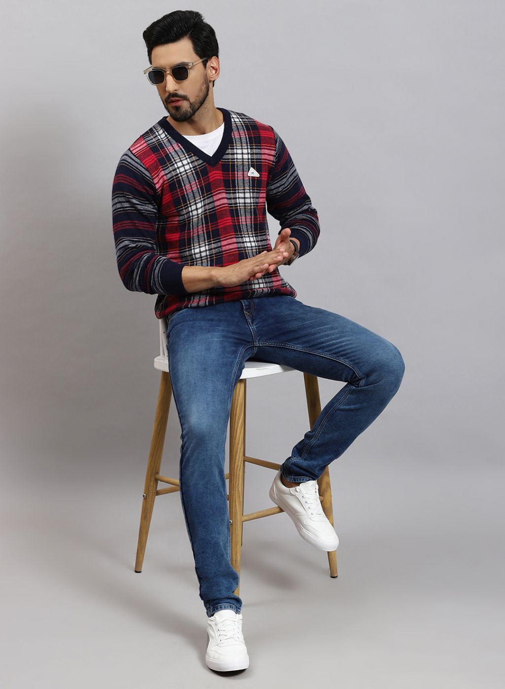 Buy Men Navy Blue Printed Lamb wool Pullover Online in India - Monte Carlo