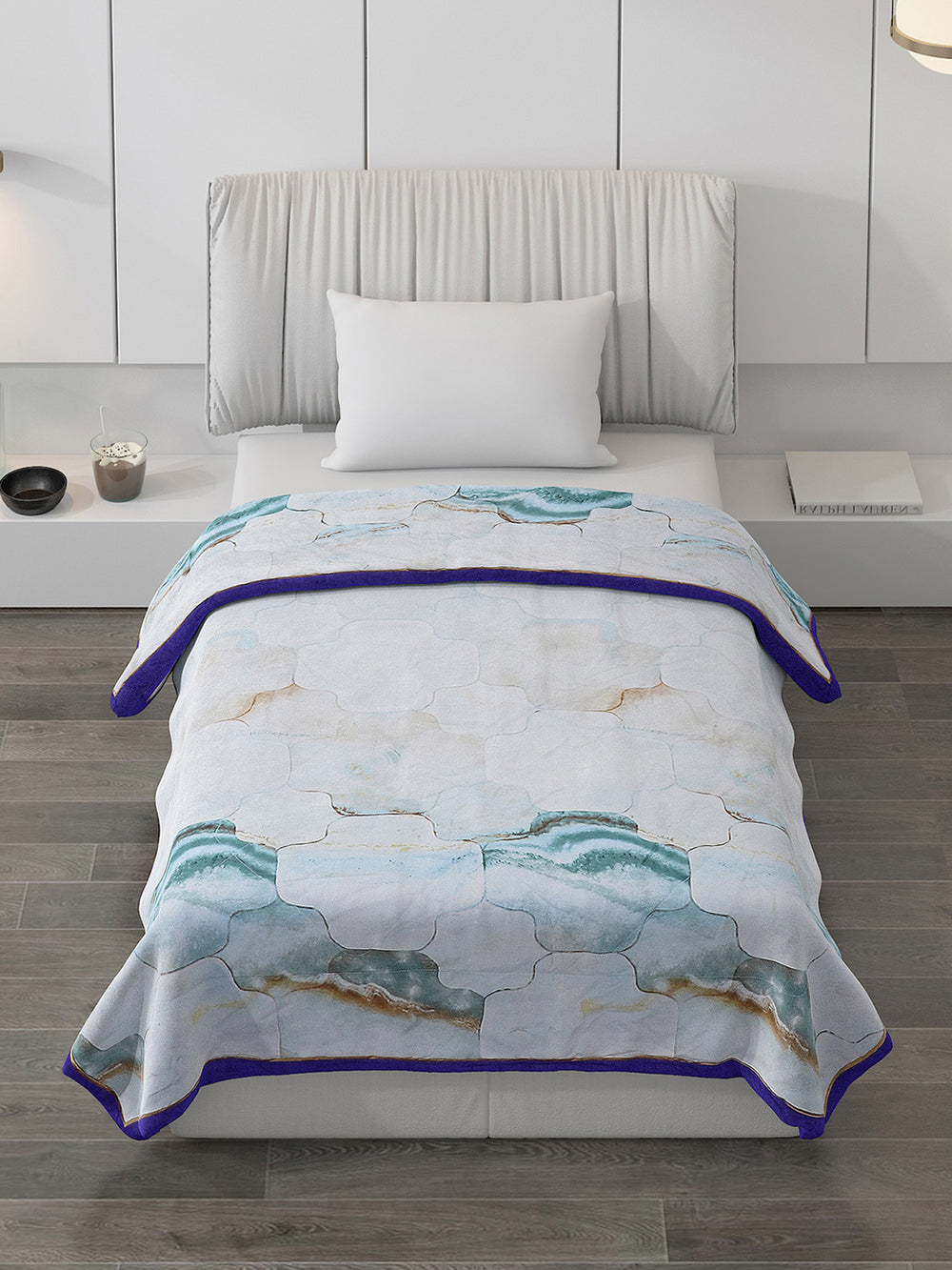 Buy Printed 100% Polyster Single Bed Comforter for AC Room Online in ...