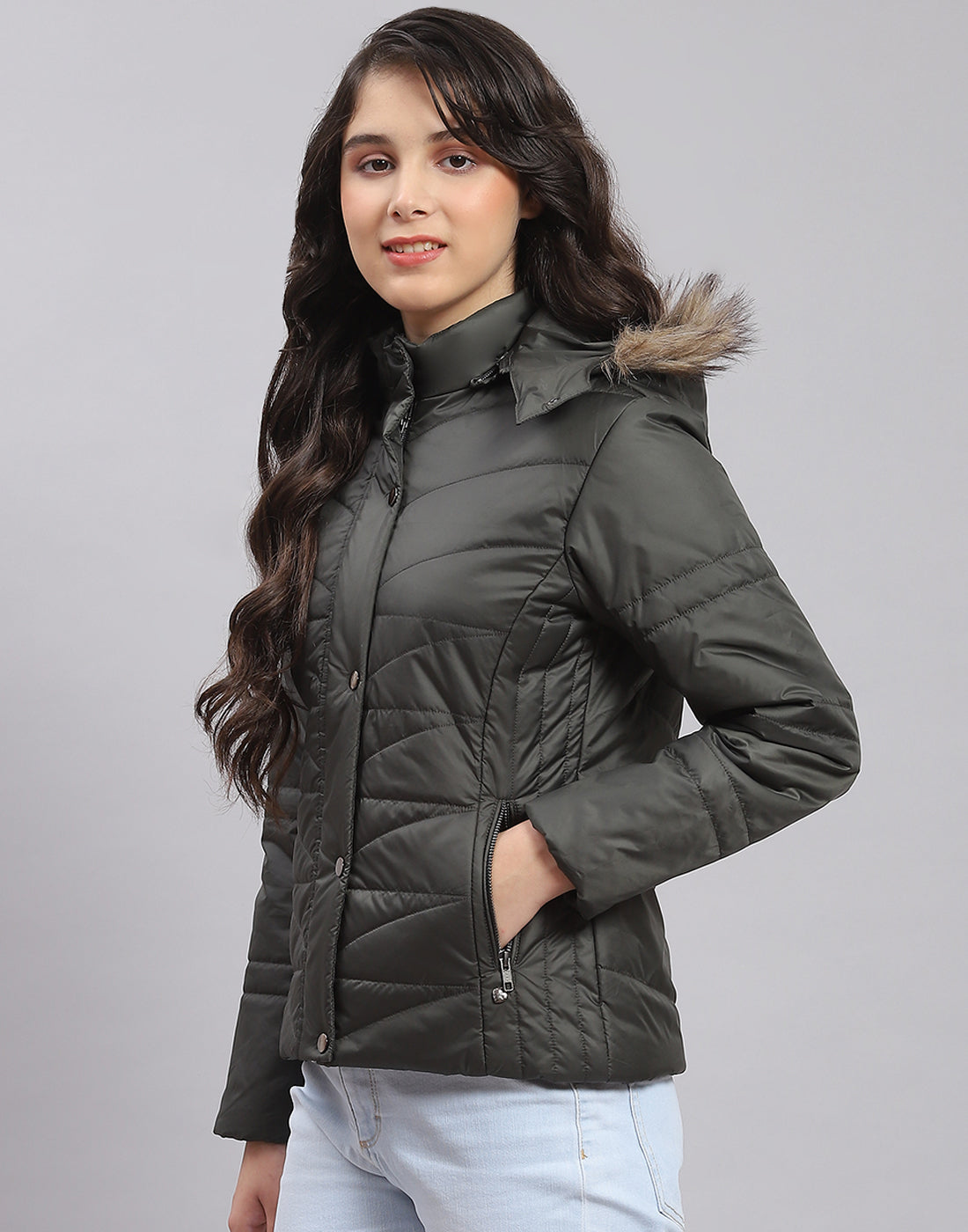 Buy Girls Olive Solid Hooded Full Sleeve Girls Jacket Online in India ...
